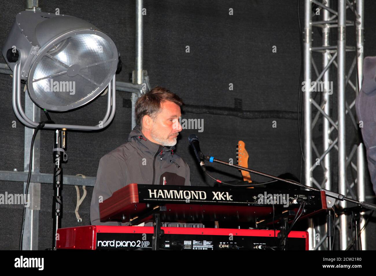 Andreas „Spatz“ Sperling / Keimzeit bei einem Live-Auftritt beim ...