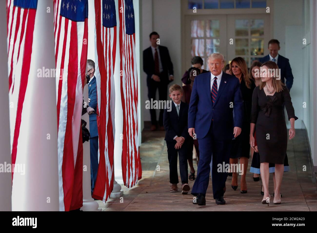 US-Präsident Donald J. Trump stellt Richterin Amy Coney Barrett während ...