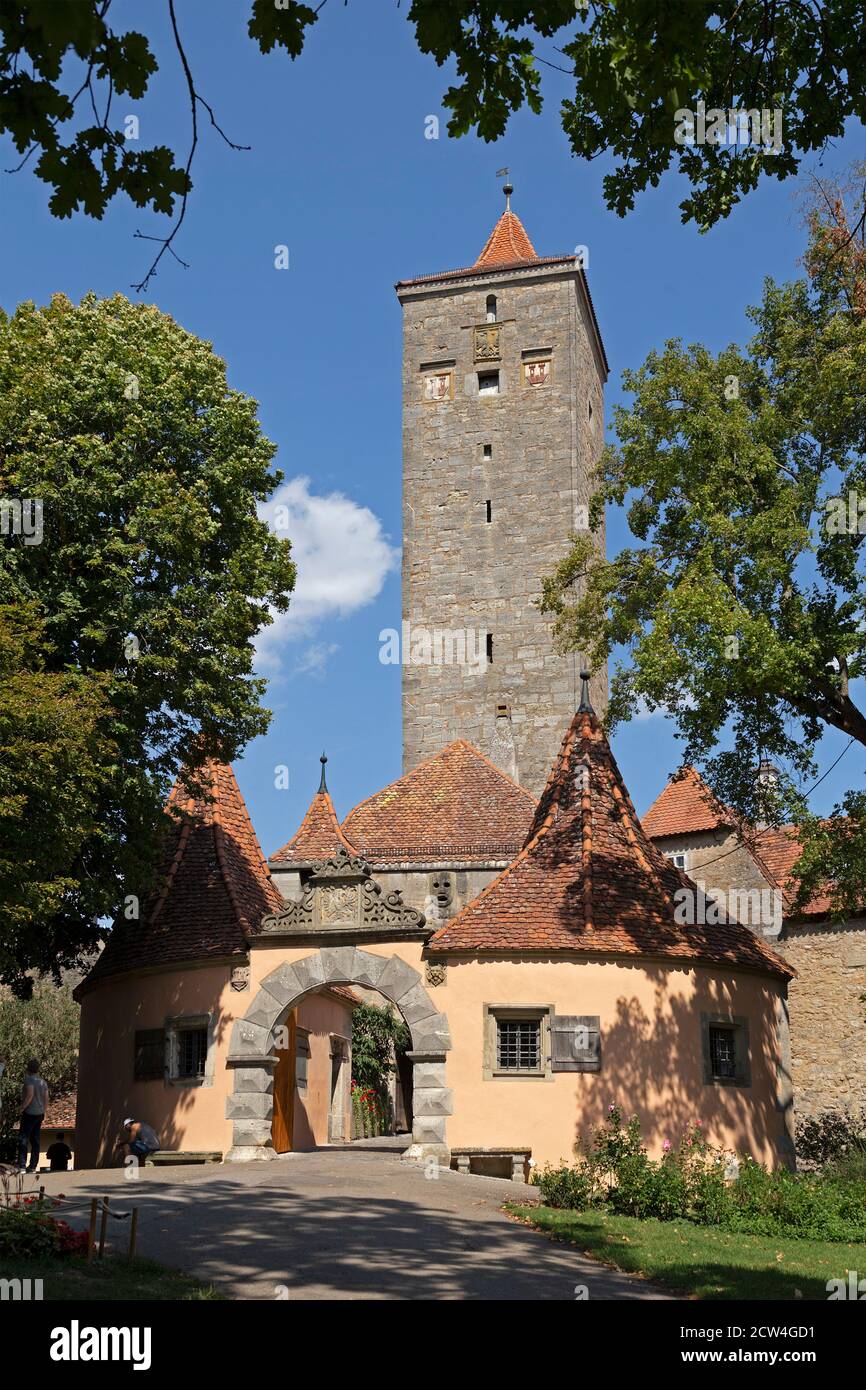Mittelalterliches burgtor -Fotos und -Bildmaterial in hoher Auflösung ...