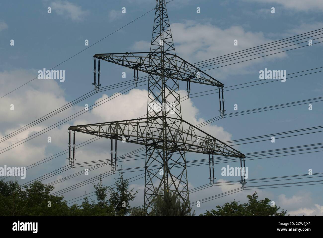 380 kv hochspannungsleitung -Fotos und -Bildmaterial in hoher Auflösung – Alamy