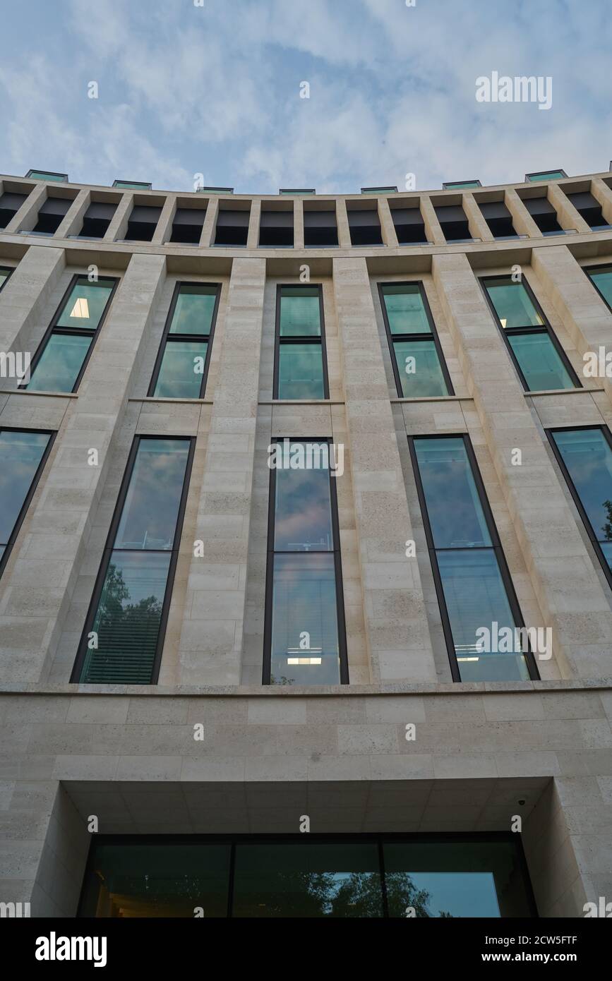 Wilkinson eyre architektur -Fotos und -Bildmaterial in hoher Auflösung ...