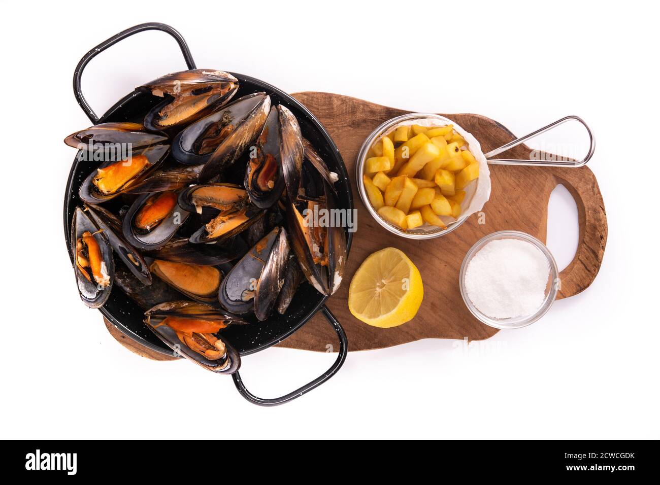 Muscheln mit pommes frites -Fotos und -Bildmaterial in hoher Auflösung ...