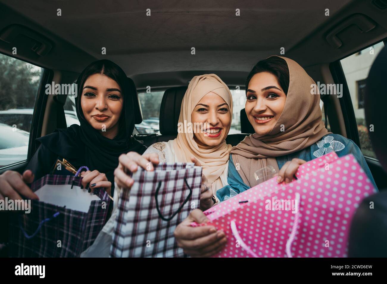 Traditionl Arab Dress Stockfotos und -bilder Kaufen - Alamy