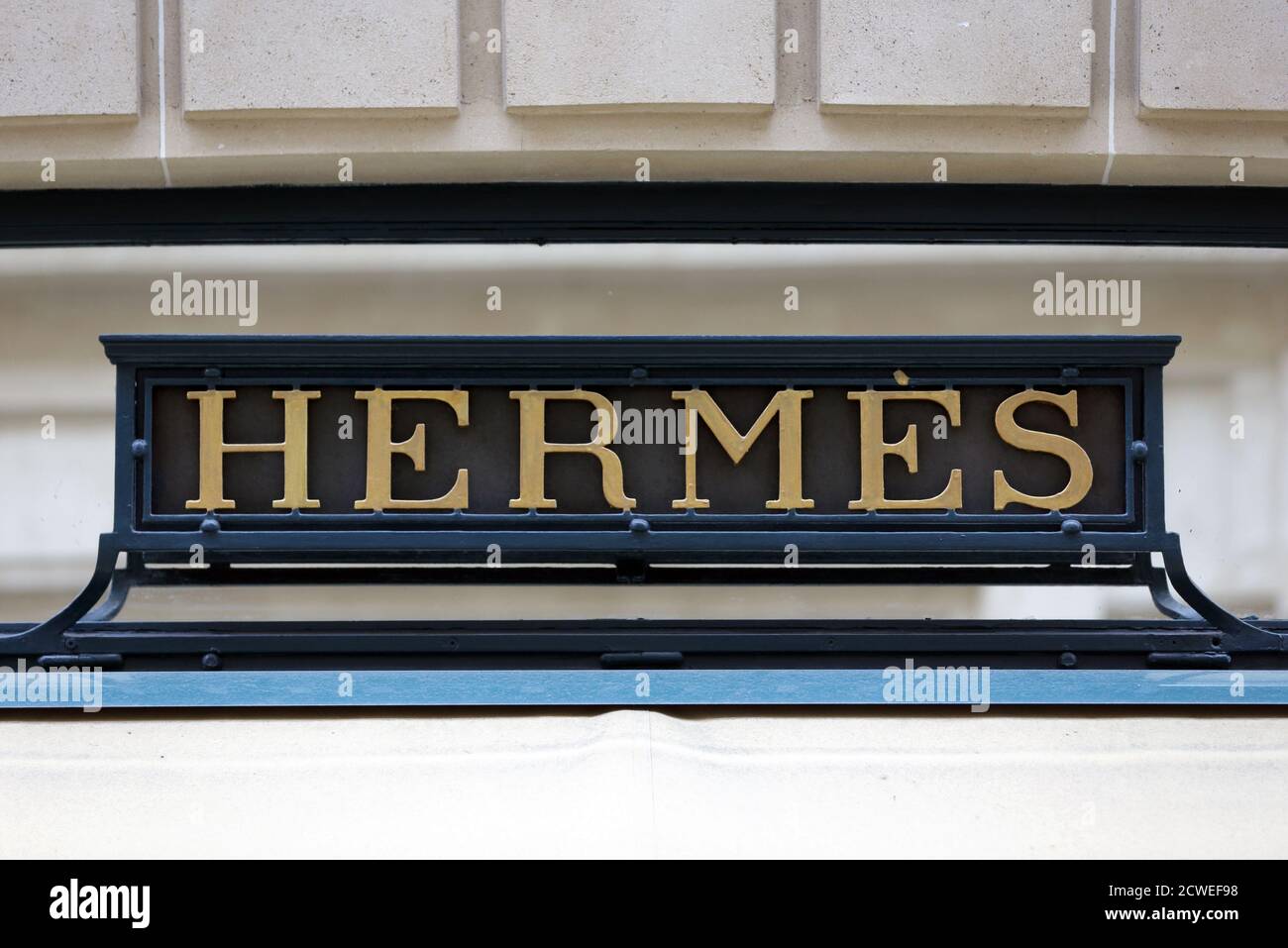 Hermes paris logo -Fotos und -Bildmaterial in hoher Auflösung – Alamy