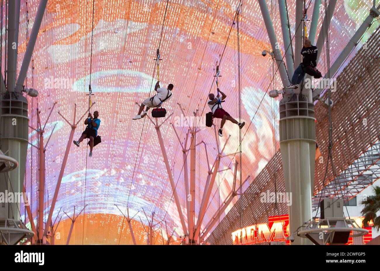 Viva vision canopy -Fotos und -Bildmaterial in hoher Auflösung – Alamy