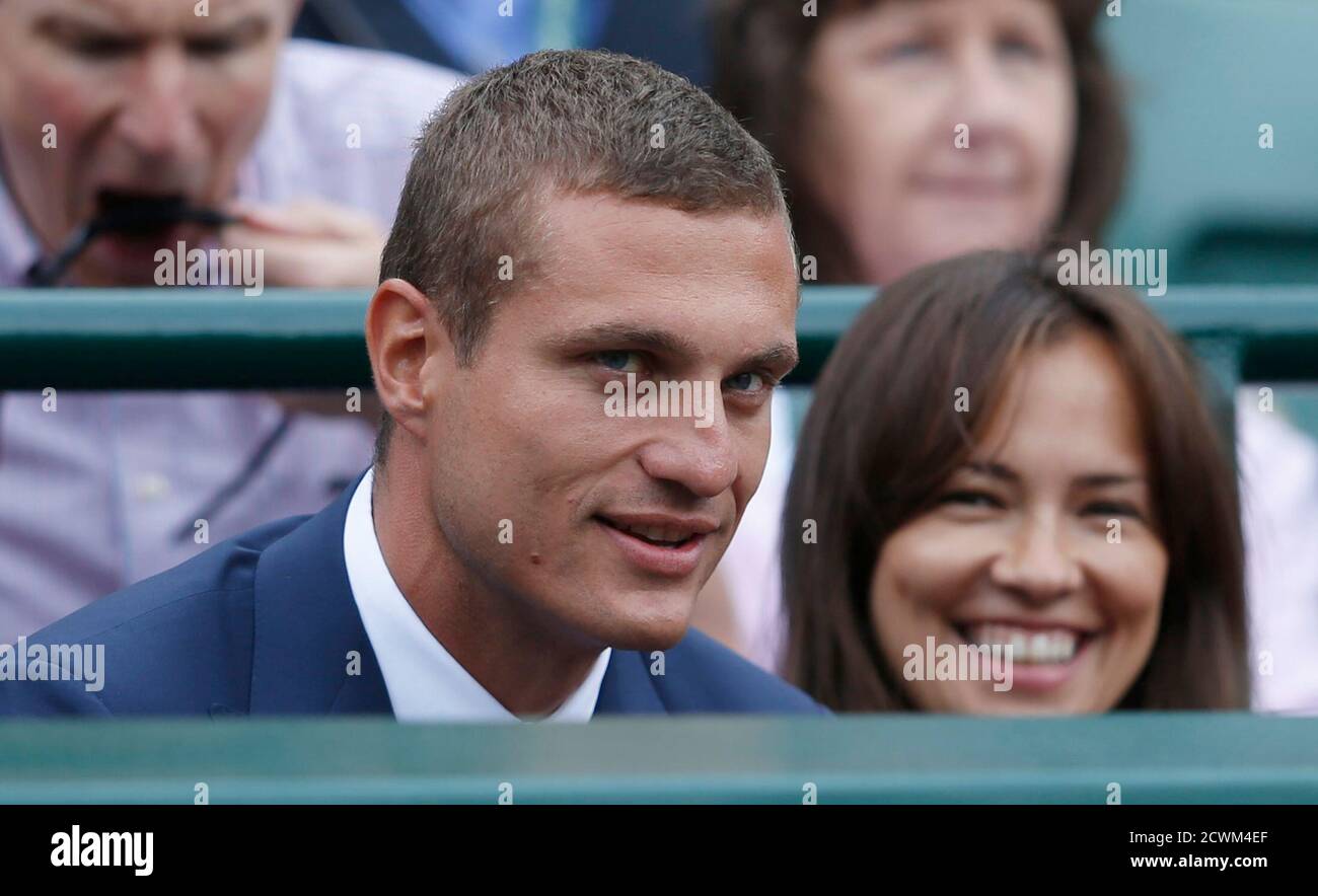 Nemanja vidic and wife ana vidic -Fotos und -Bildmaterial in hoher ...