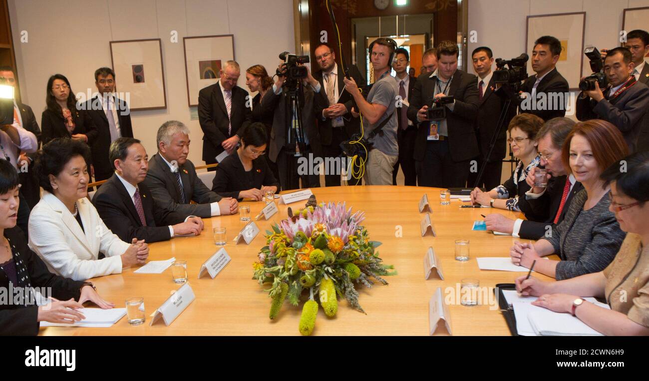 Julia liu -Fotos und -Bildmaterial in hoher Auflösung – Alamy