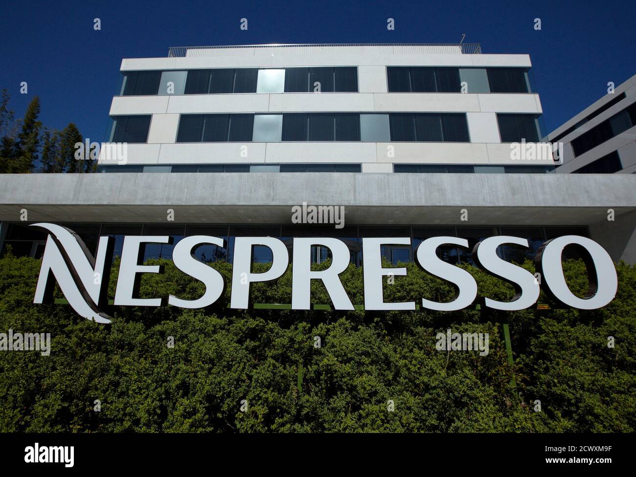 Nespresso Logo Stockfotos und -bilder Kaufen - Alamy