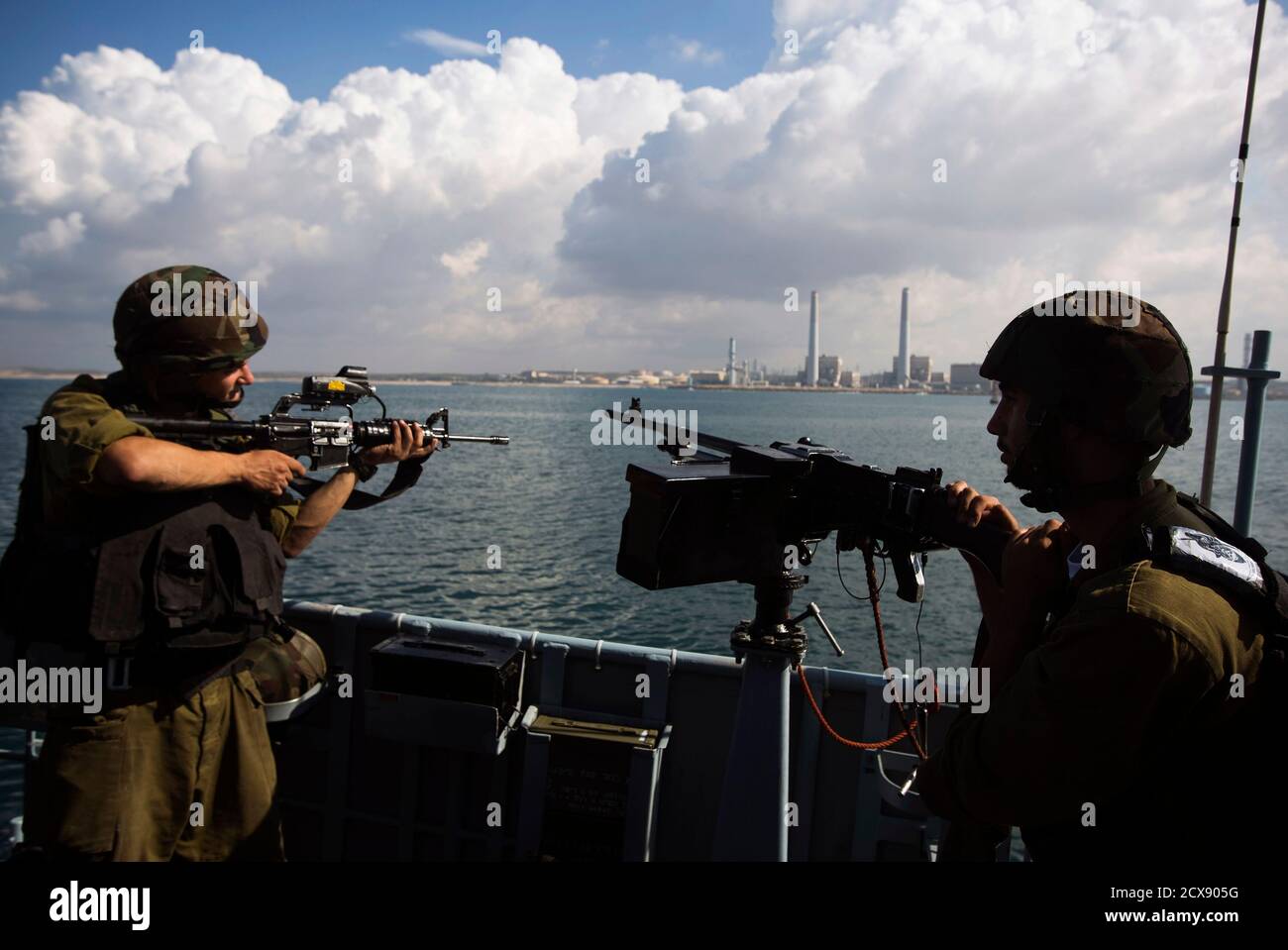 Military patrol boat israel -Fotos und -Bildmaterial in hoher Auflösung ...