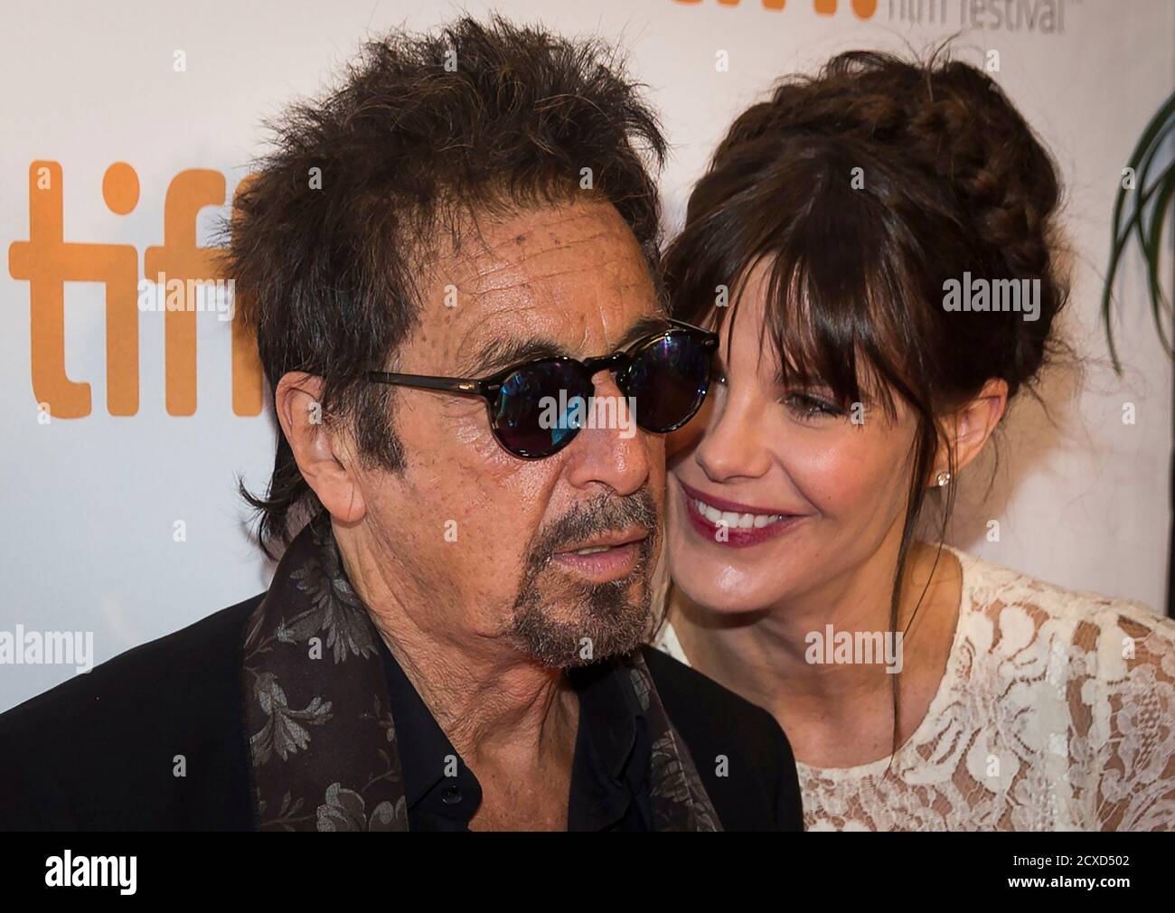 Lucila sola girlfriend al pacino -Fotos und -Bildmaterial in hoher ...