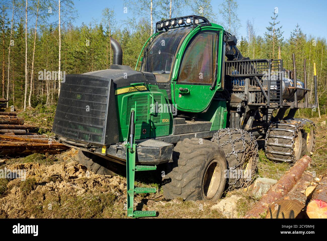 Forwarder machine -Fotos und -Bildmaterial in hoher Auflösung – Alamy