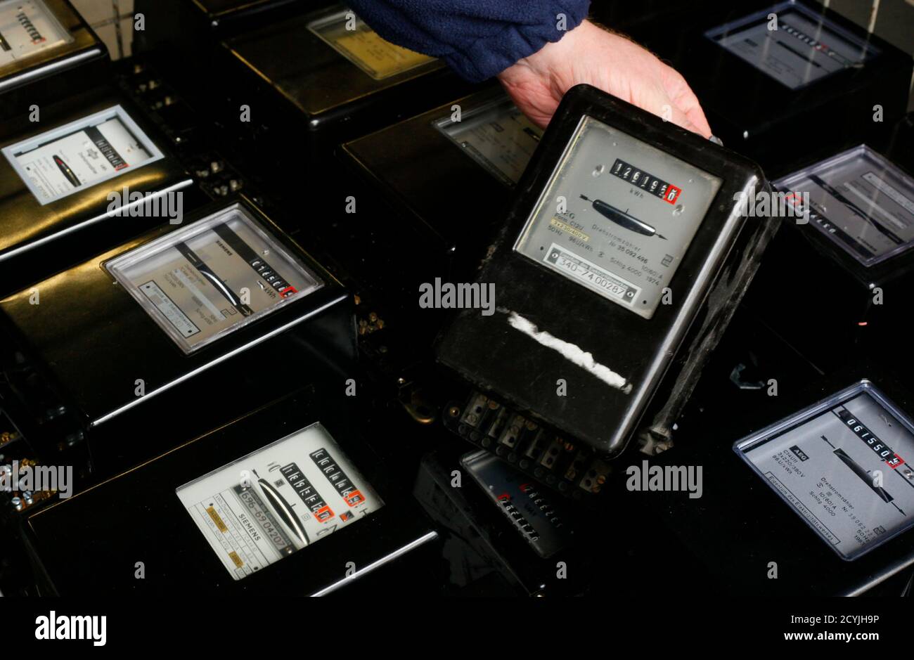Electricity meter in germany -Fotos und -Bildmaterial in hoher ...