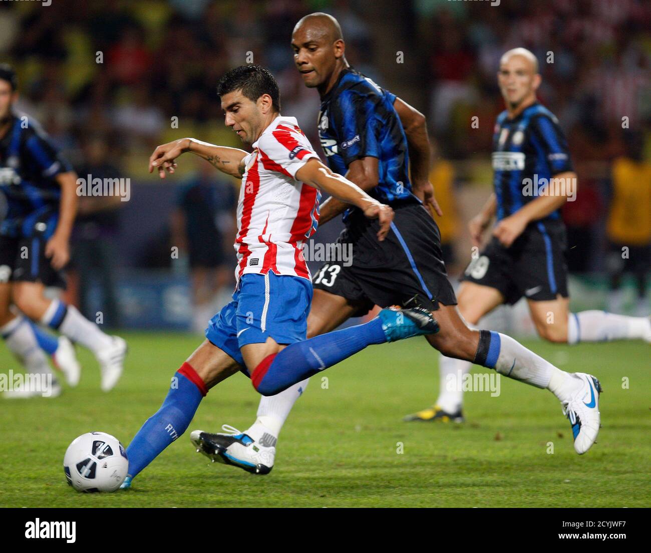 Inter mailands maicon -Fotos und -Bildmaterial in hoher Auflösung – Alamy