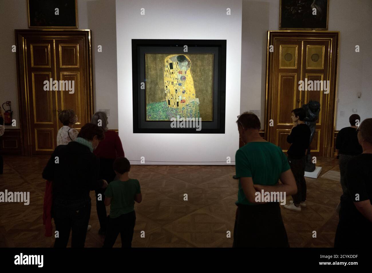 Der Kuss, Gemälde von Gustav Klimt im Belvedere Museum in Wien ...