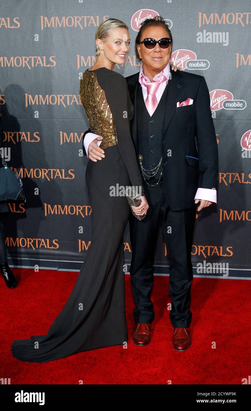 Mickey rourke and anastasia makarenko -Fotos und -Bildmaterial in hoher ...