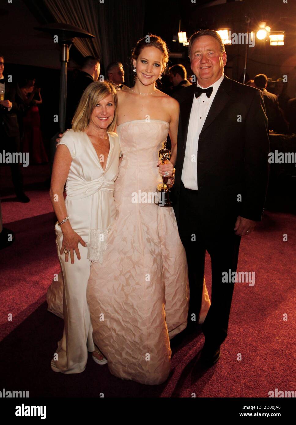 Jennifer lawrence and gary lawrence -Fotos und -Bildmaterial in hoher ...