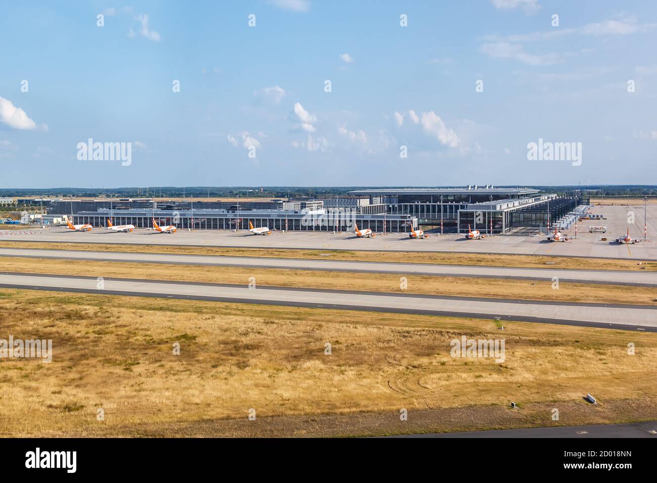 Flughafen willy brandt nord -Fotos und -Bildmaterial in hoher Auflösung ...