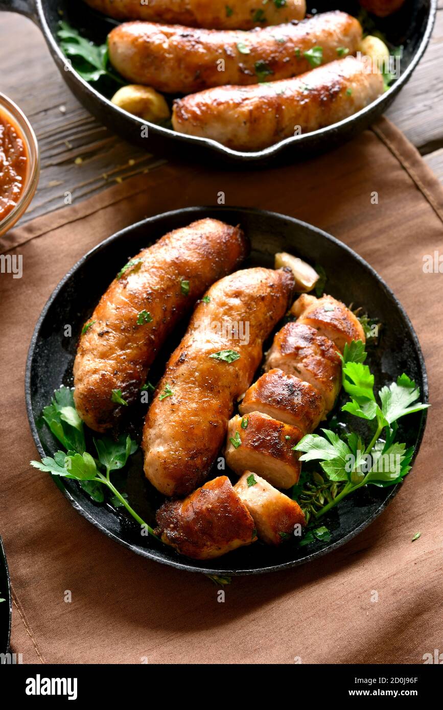 Wurst Grillen Stockfotos und -bilder Kaufen - Alamy