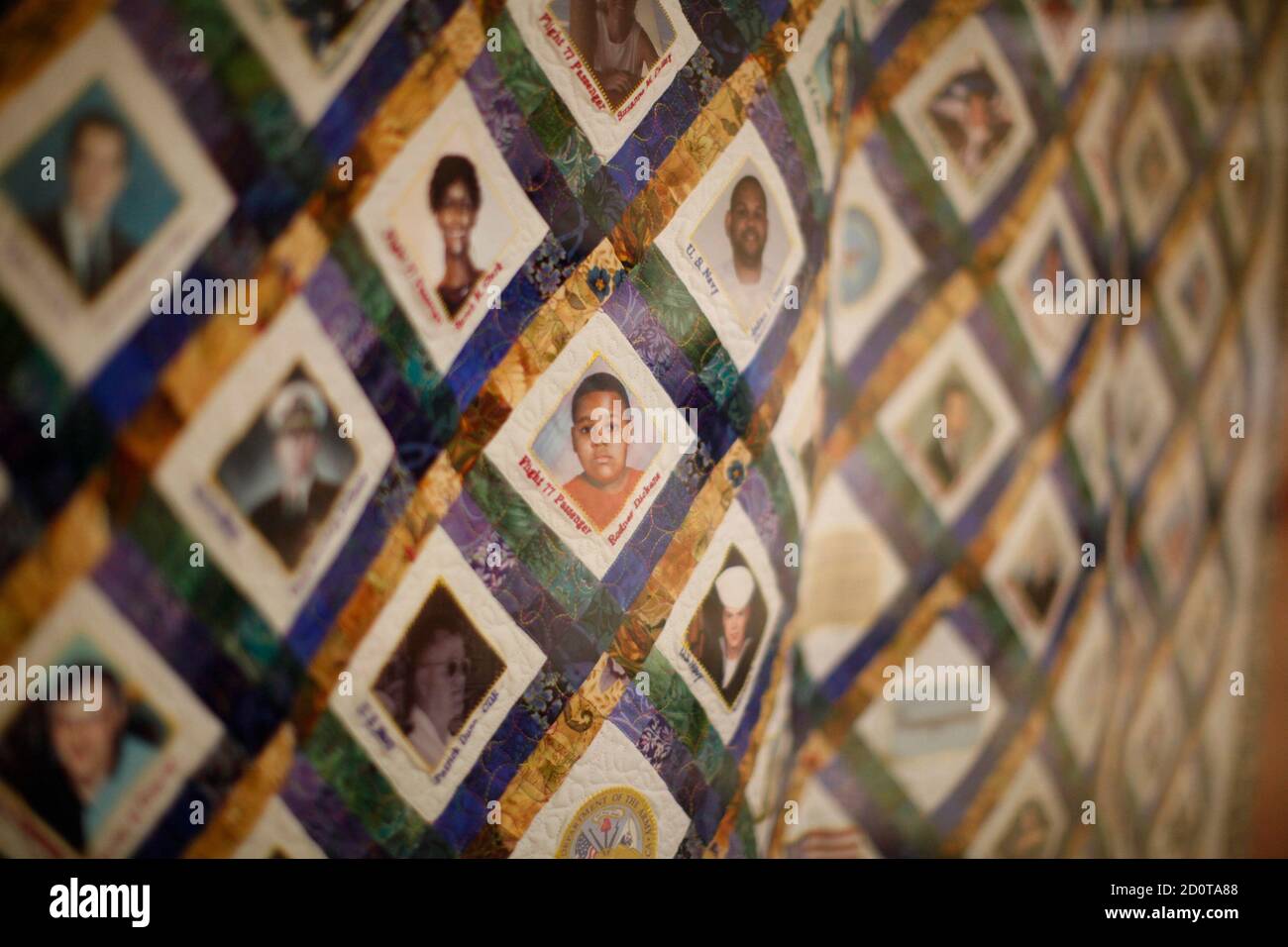 Der im alter von 77 jahren gestorben ist -Fotos und -Bildmaterial in ...