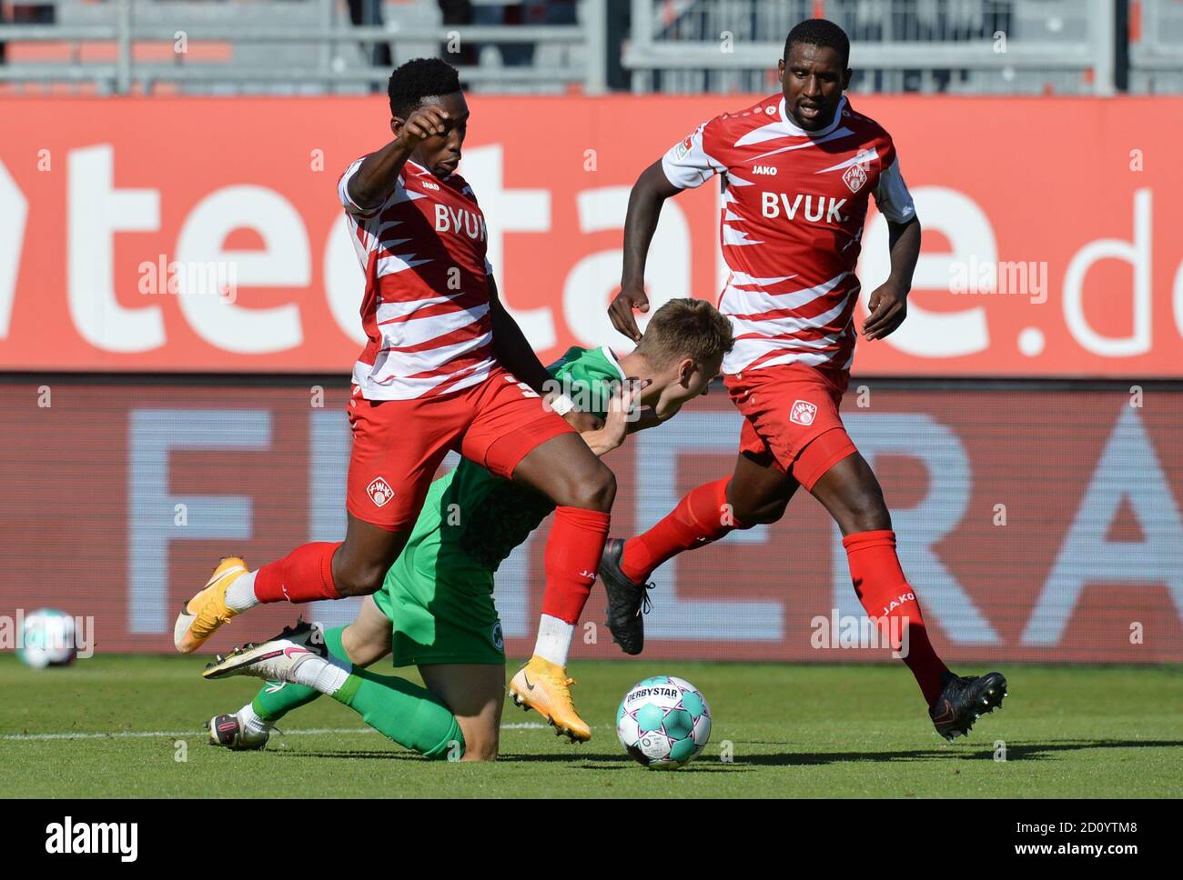 Douglas franco teixeira fc wurzburger kicker -Fotos und -Bildmaterial in hoher Auflösung – Alamy