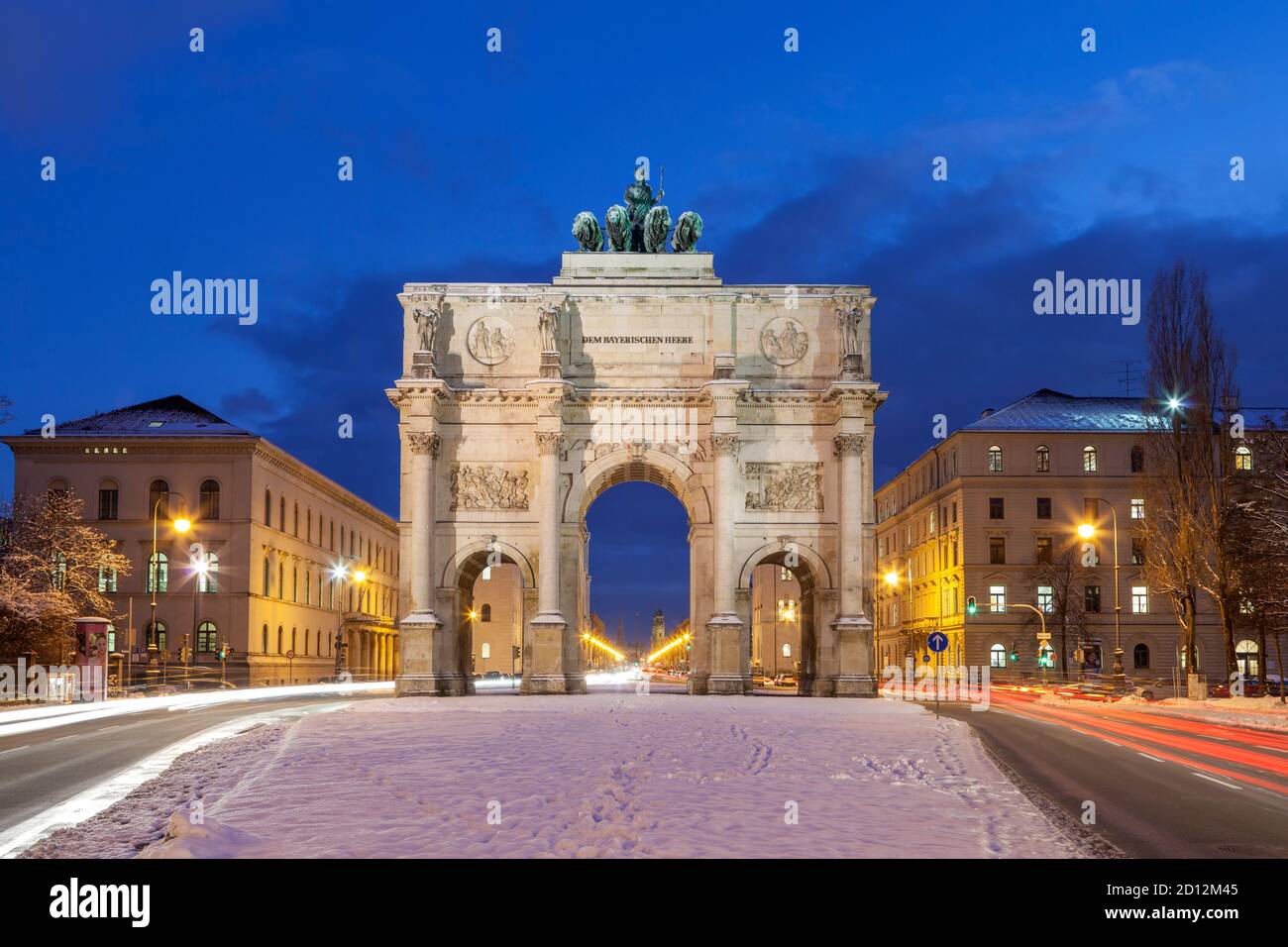 Siegestor siegesgatter -Fotos und -Bildmaterial in hoher Auflösung – Alamy