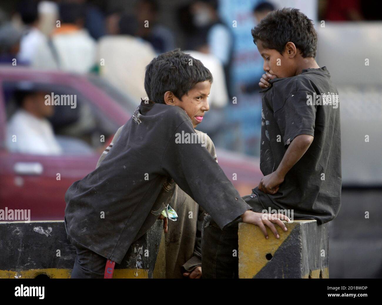 Street children sniff Stockfotos und -bilder Kaufen - Alamy