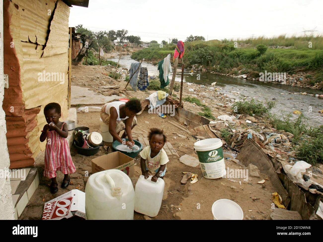 Township africa river -Fotos und -Bildmaterial in hoher Auflösung – Alamy