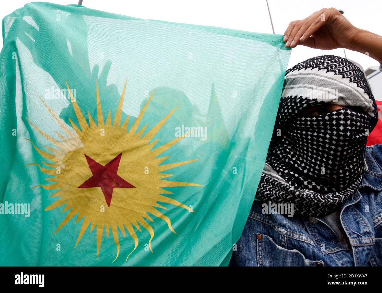 Pkk Flag Stockfotos und -bilder Kaufen - Alamy