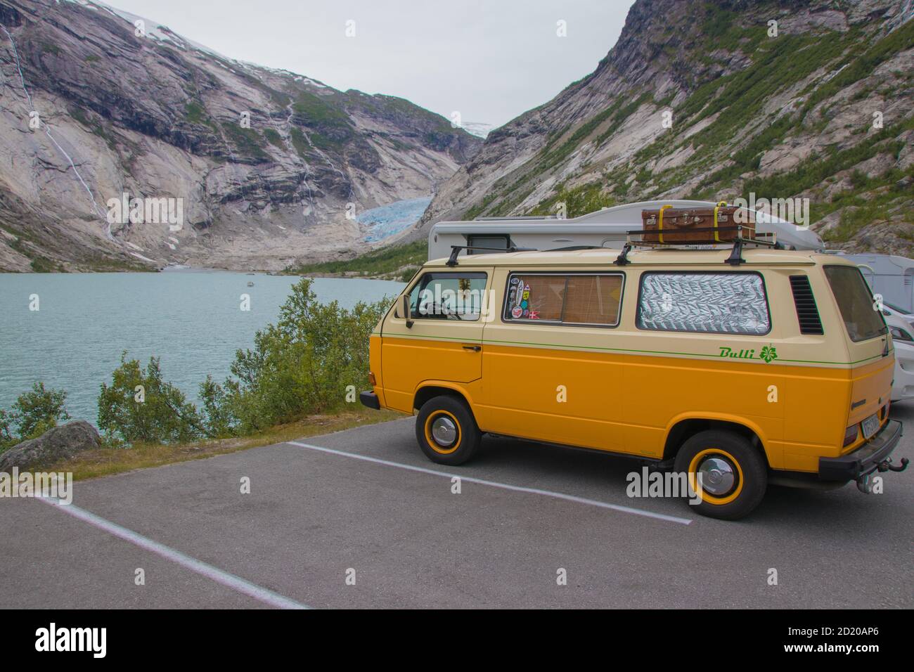 Vw bully -Fotos und -Bildmaterial in hoher Auflösung – Alamy