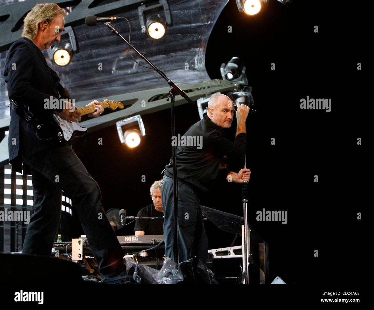 Mitglieder der genesis -Fotos und -Bildmaterial in hoher Auflösung – Alamy