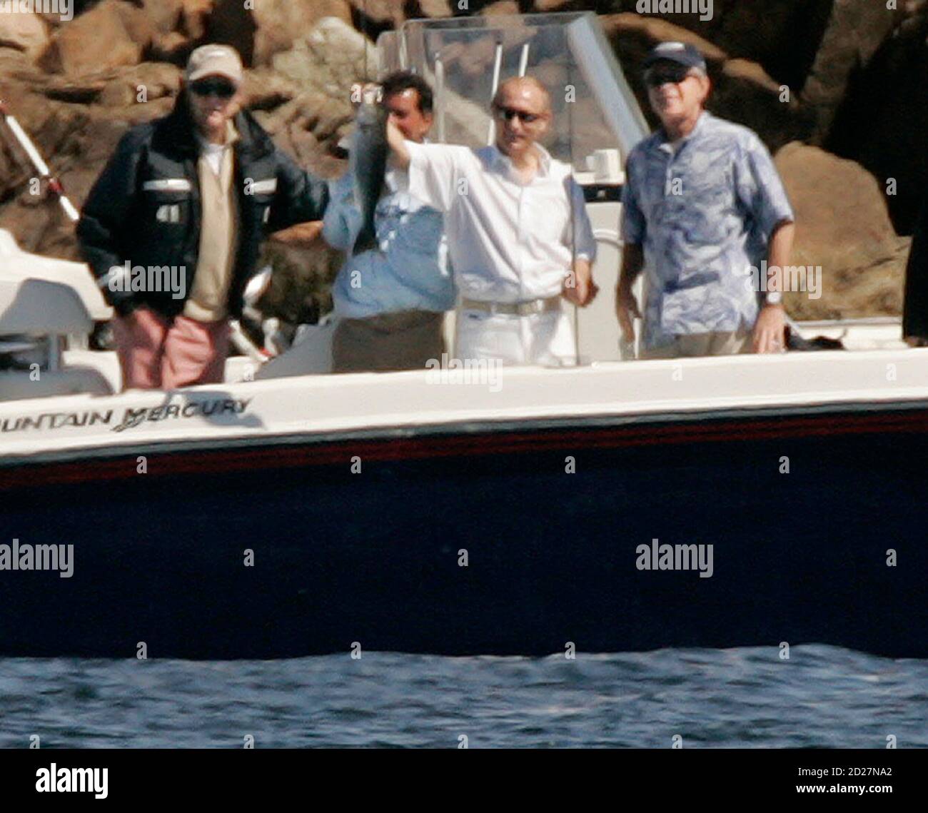 Bush putin fischen -Fotos und -Bildmaterial in hoher Auflösung – Alamy