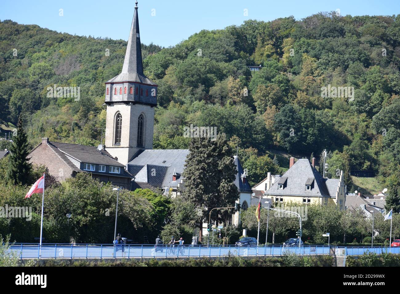 Marina oberwinter -Fotos und -Bildmaterial in hoher Auflösung – Alamy
