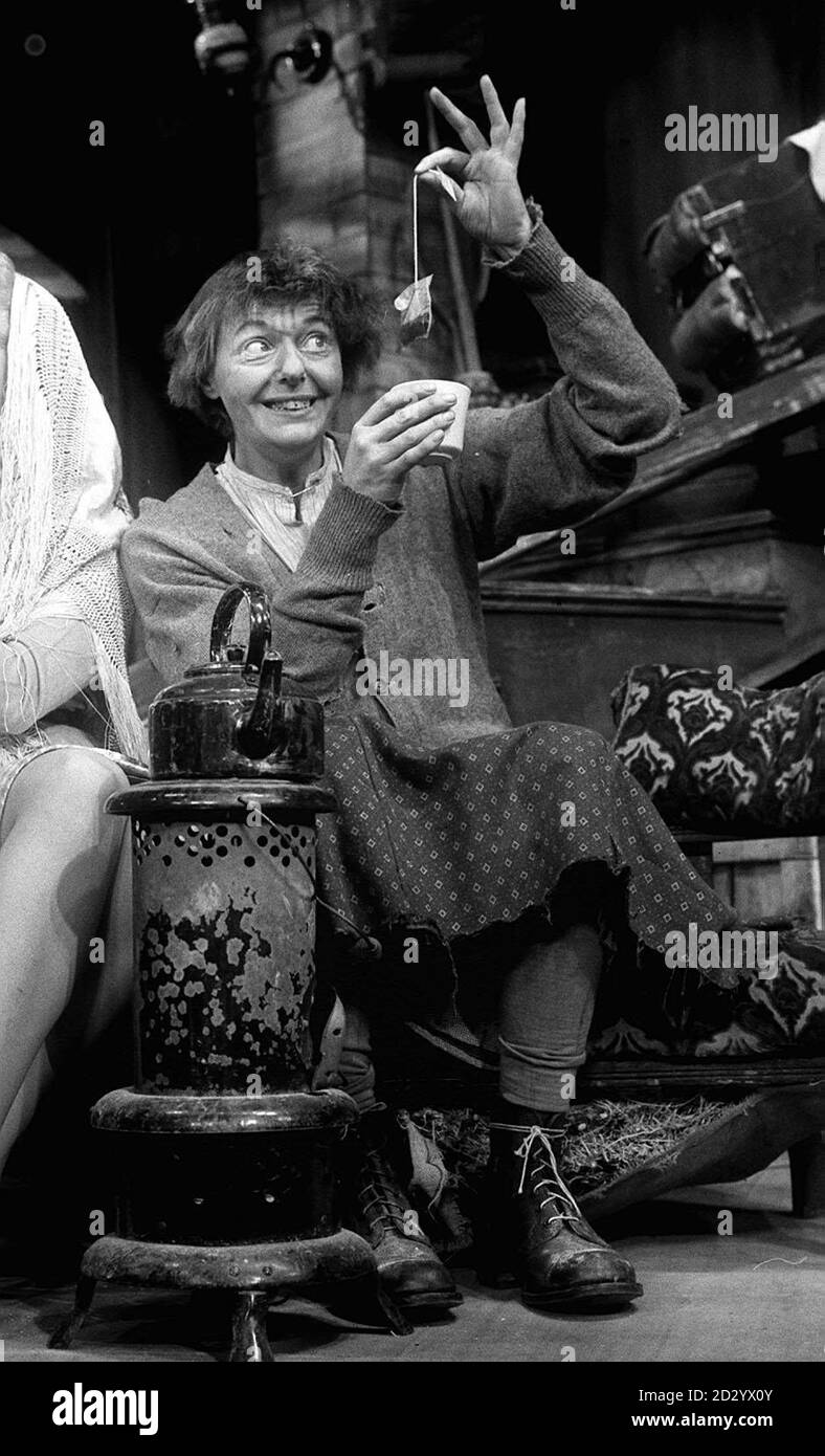 John marsden Schwarzweiß-Stockfotos und -bilder - Alamy