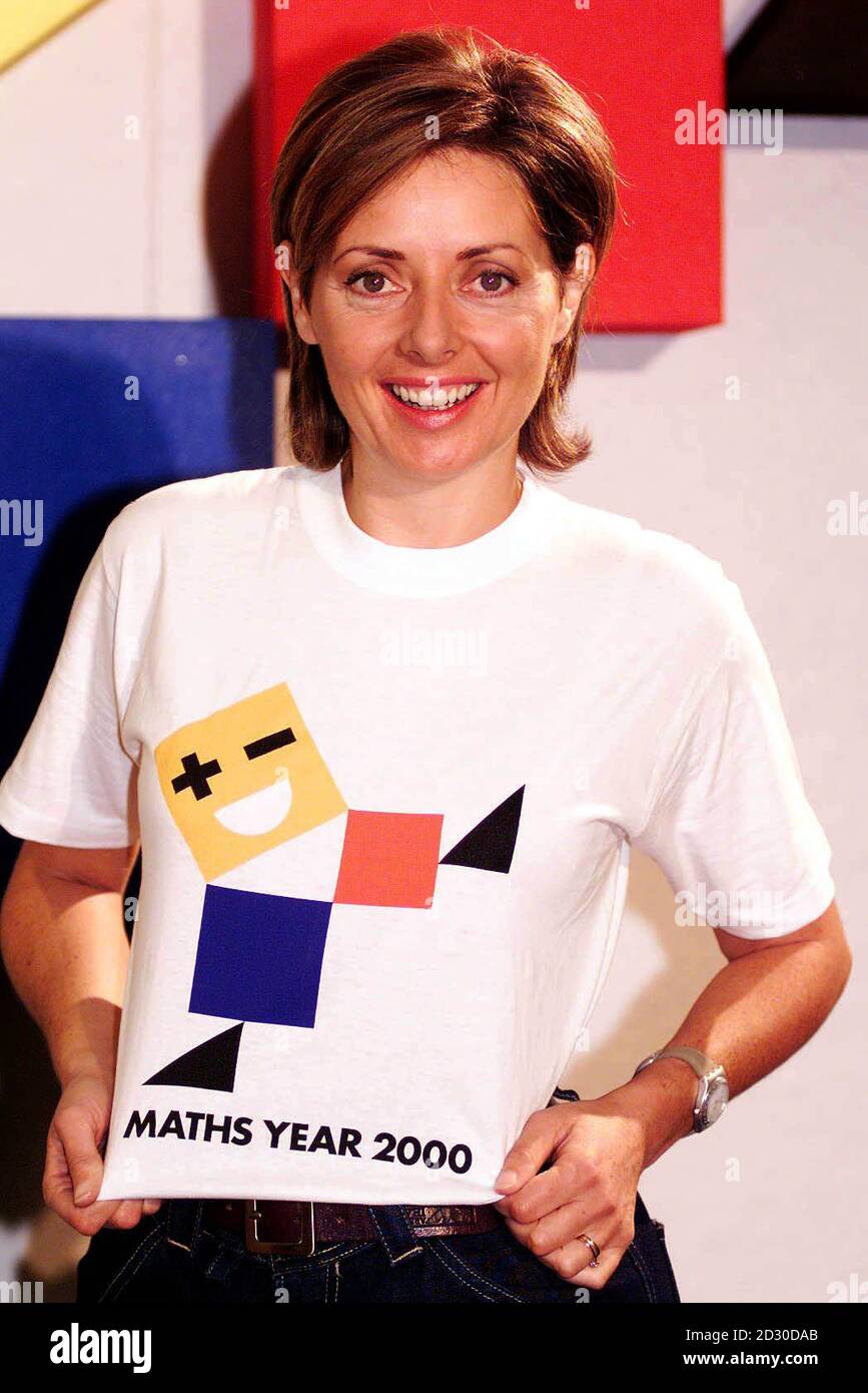 Tv moderatorin carol vorderman an der southfields junior school in ...