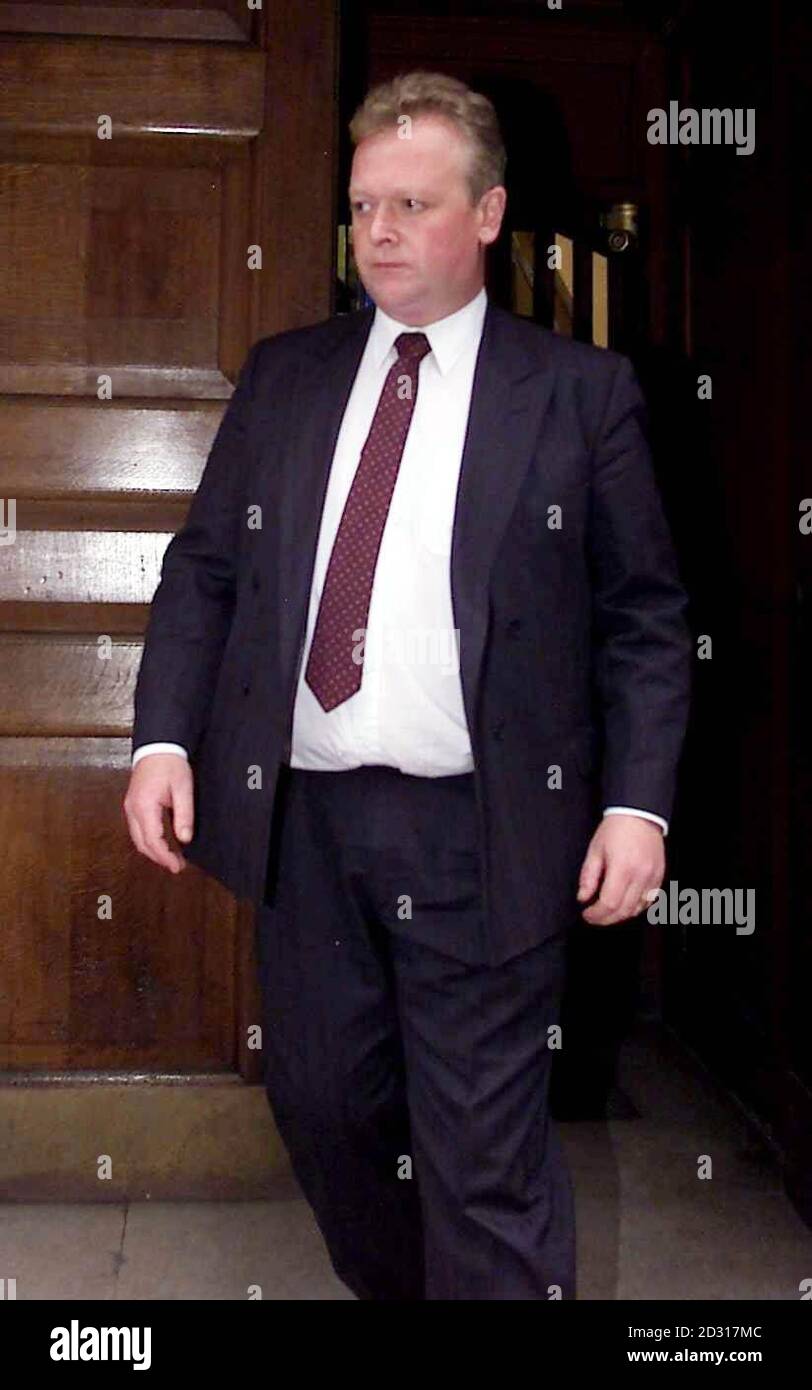 Verlassen der westminster central hall -Fotos und -Bildmaterial in ...