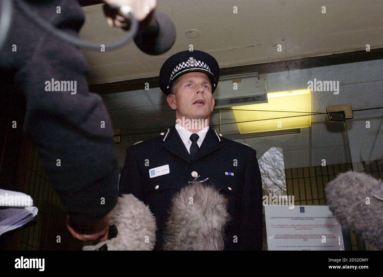 Warten vor der polizeistation brixton -Fotos und -Bildmaterial in hoher ...