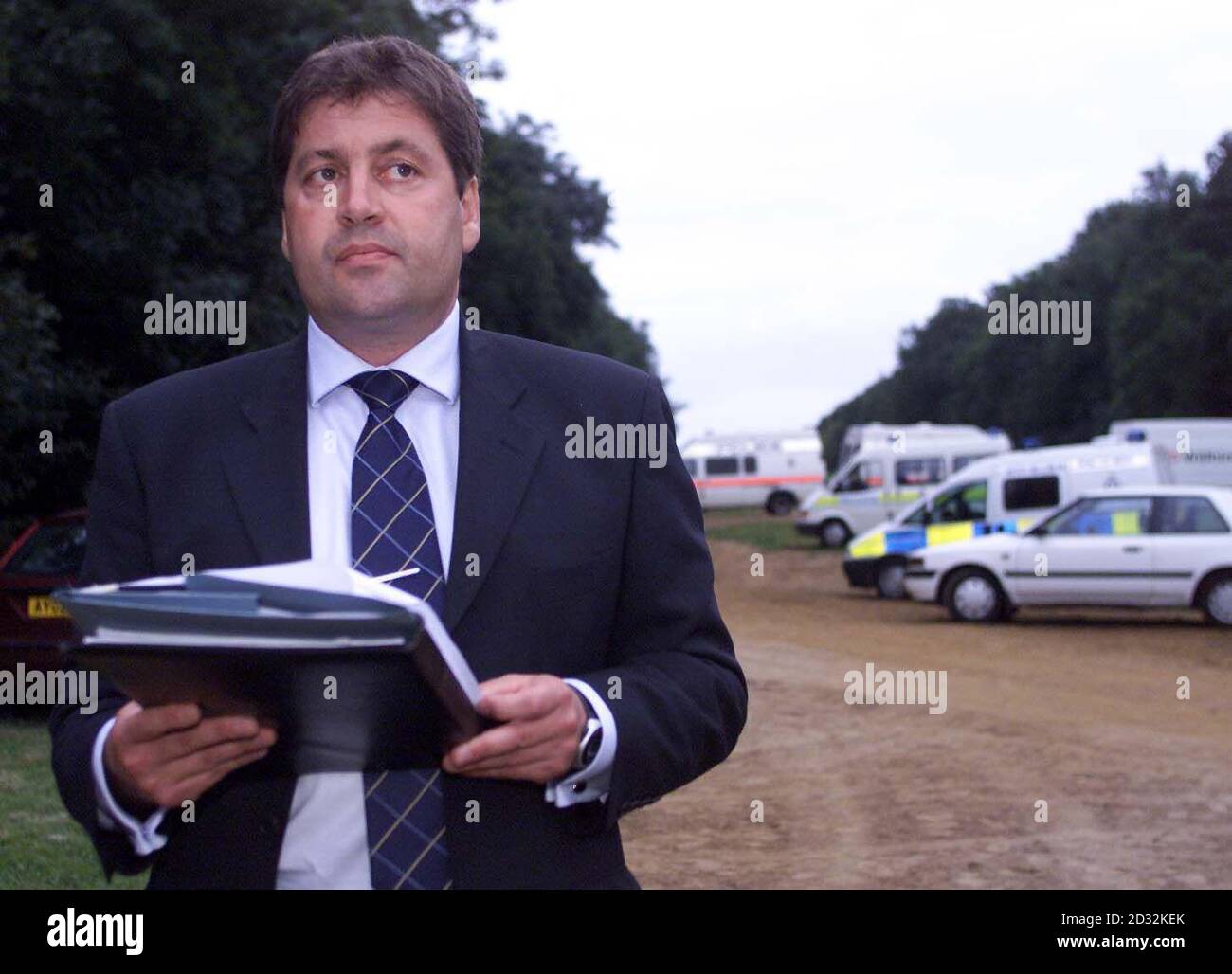 Warren hill galoppiert bei der polizei -Fotos und -Bildmaterial in ...