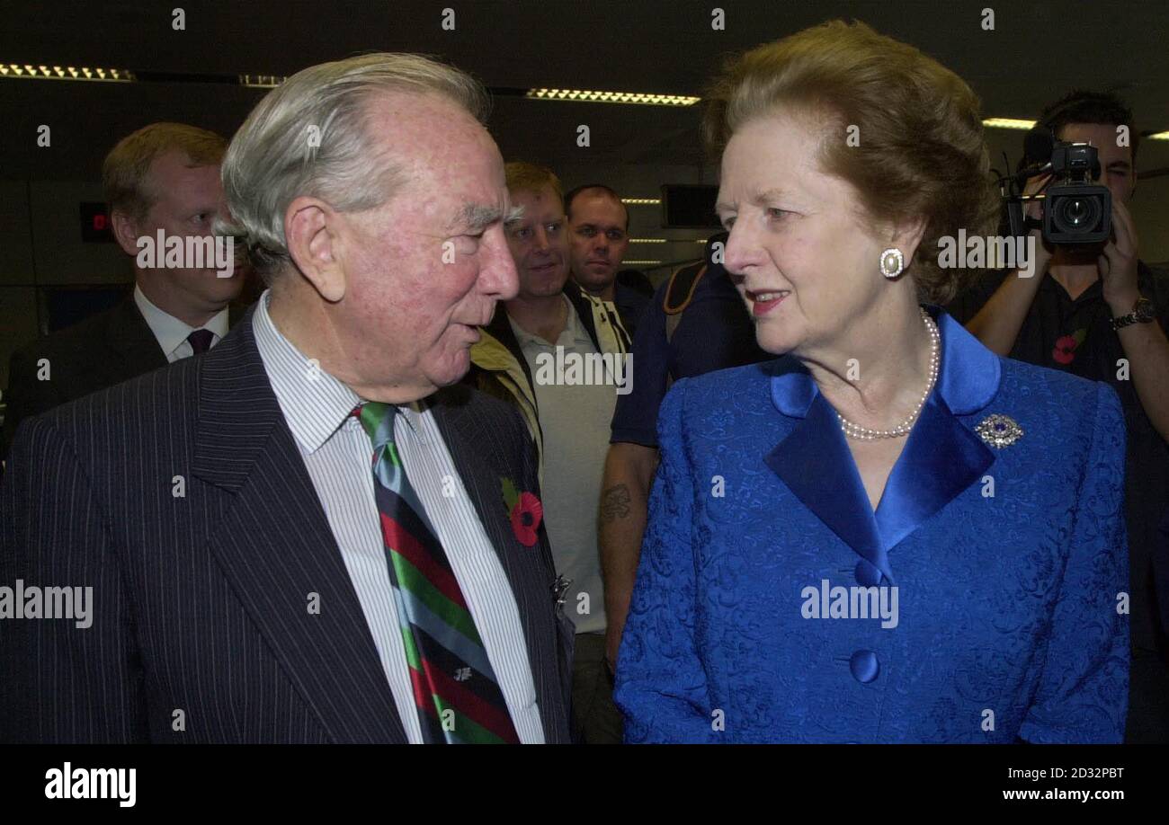 Politik politiker sprechen margaret thatcher margaret thatcher -Fotos und -Bildmaterial in hoher ...