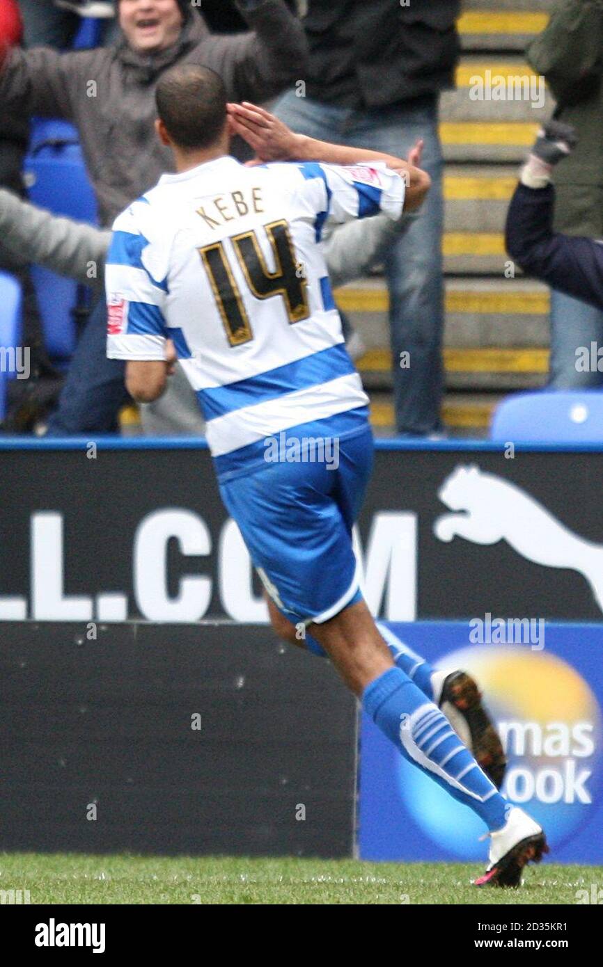 Lesungen jimmy kebe feiert tore -Fotos und -Bildmaterial in hoher ...