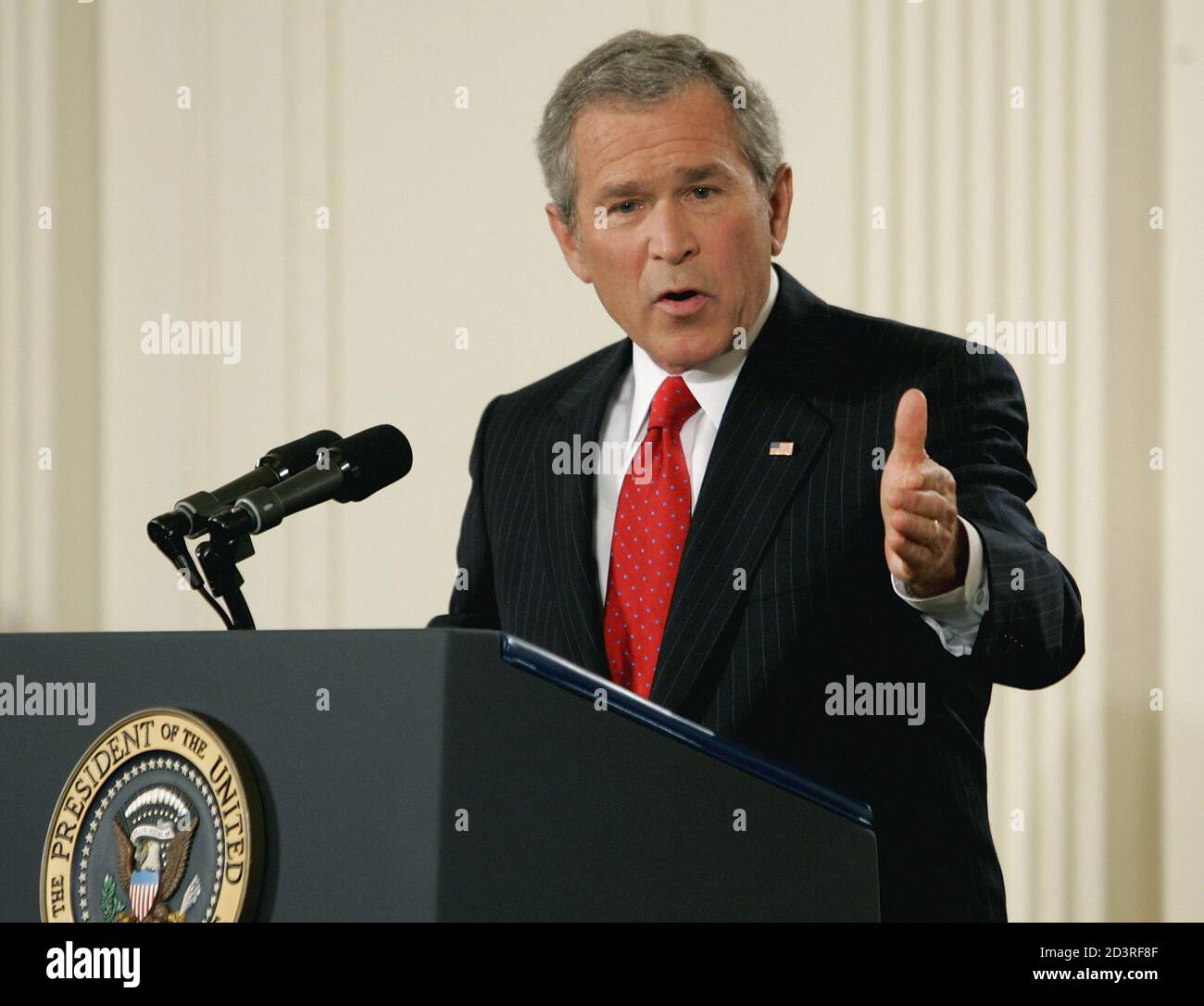 Politik sozialnachrichten george w bush george -Fotos und -Bildmaterial ...