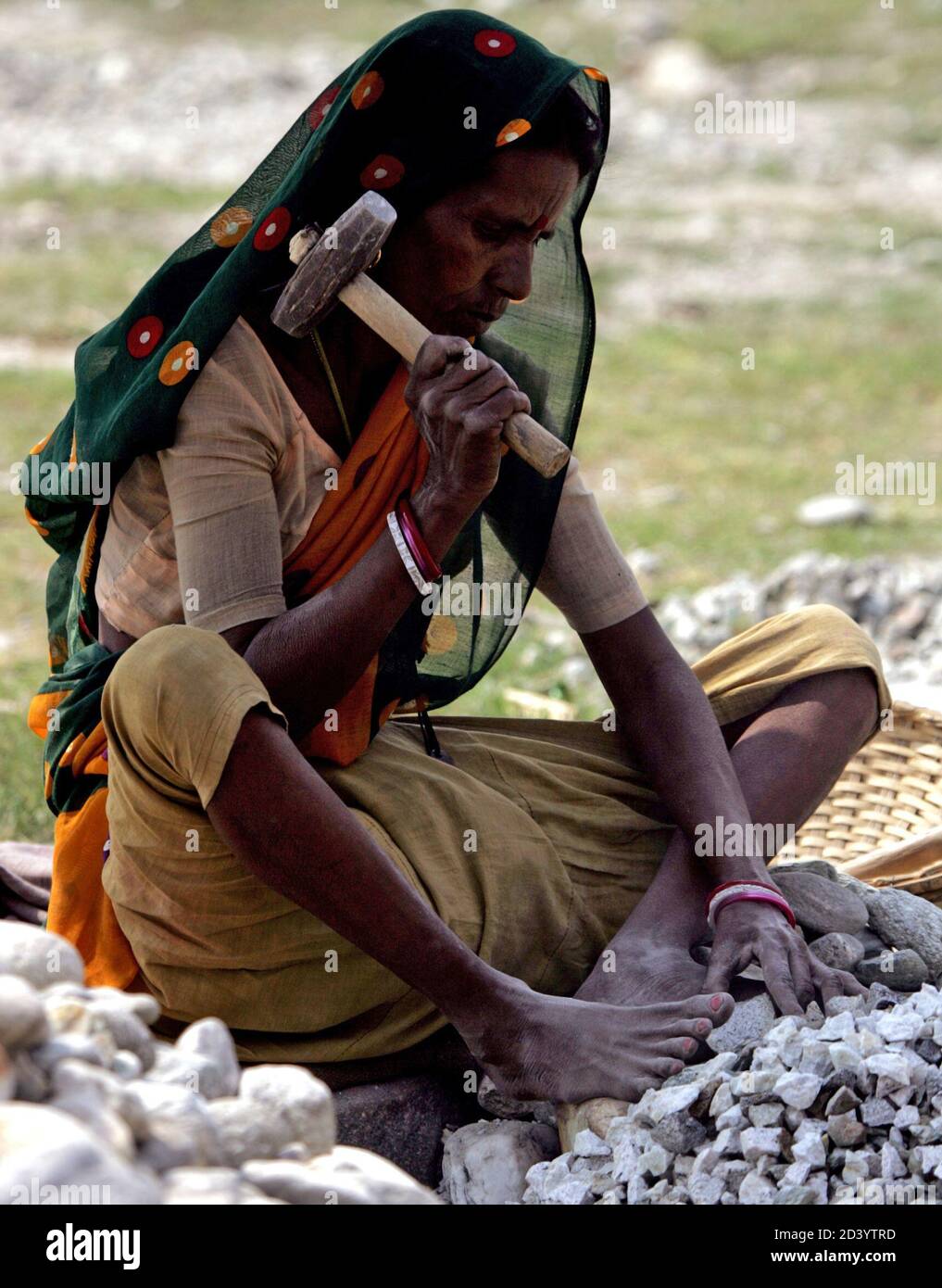 Indien menschen arm reich -Fotos und -Bildmaterial in hoher Auflösung ...