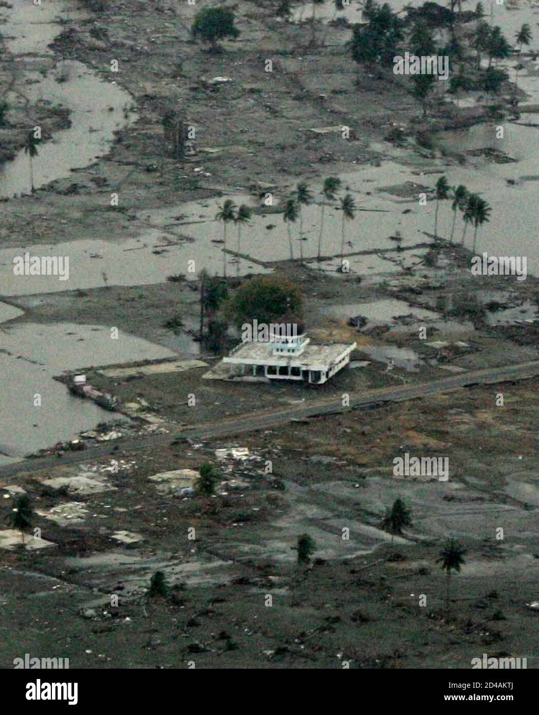 Tsunami 2004 aerial -Fotos und -Bildmaterial in hoher Auflösung – Alamy
