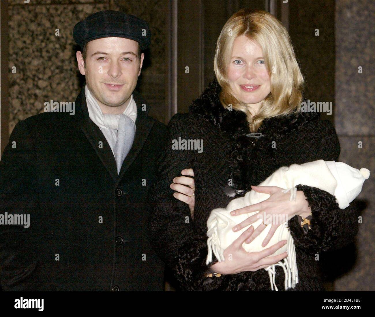 Claudia schiffer ehemann -Fotos und -Bildmaterial in hoher Auflösung ...