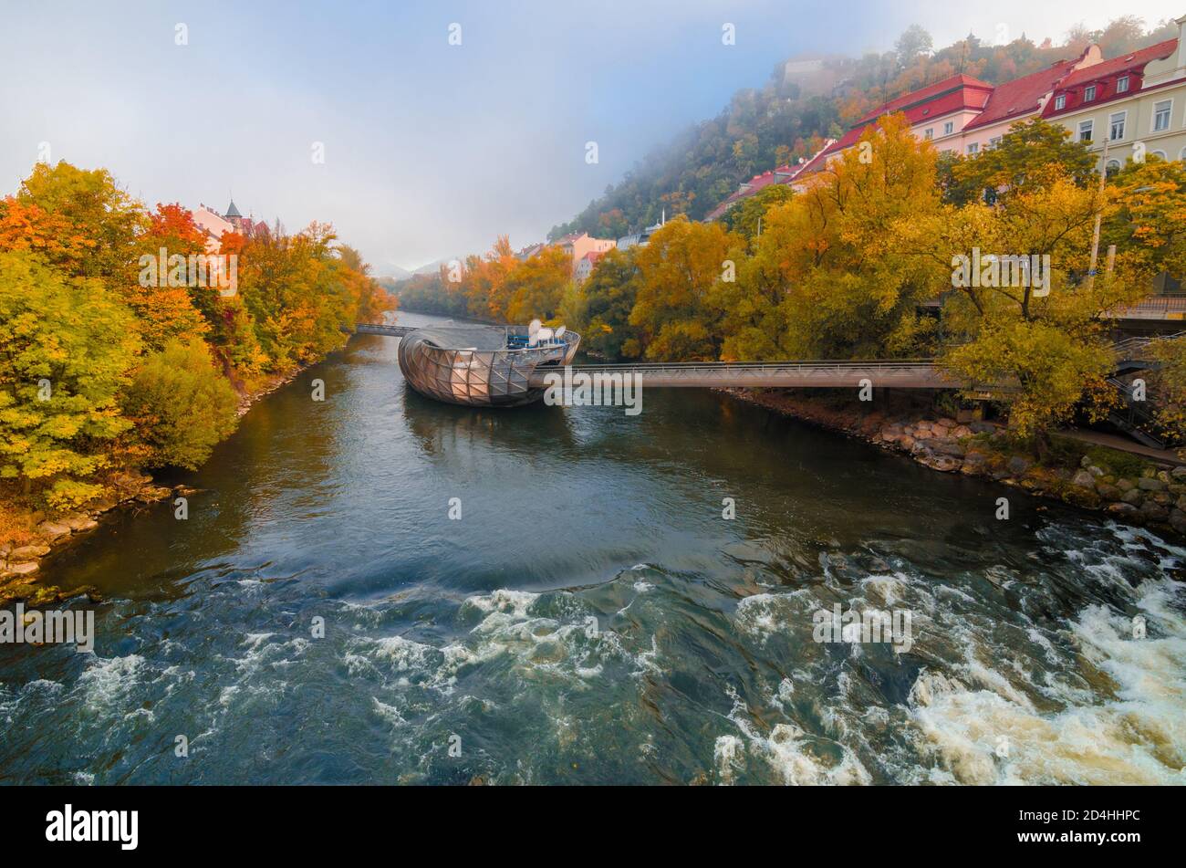 Graz mur insel in der steiermark -Fotos und -Bildmaterial in hoher ...
