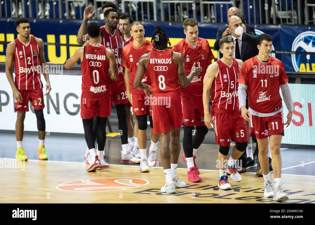 Tj bray und vladimir lucic -Fotos und -Bildmaterial in hoher Auflösung ...