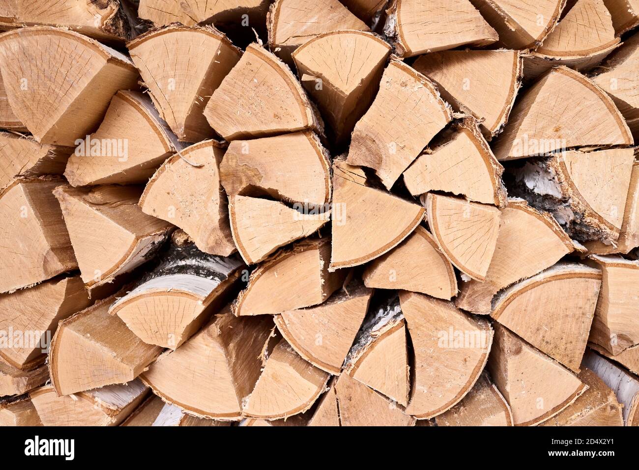 Rustikaler holzstapel -Fotos und -Bildmaterial in hoher Auflösung – Alamy