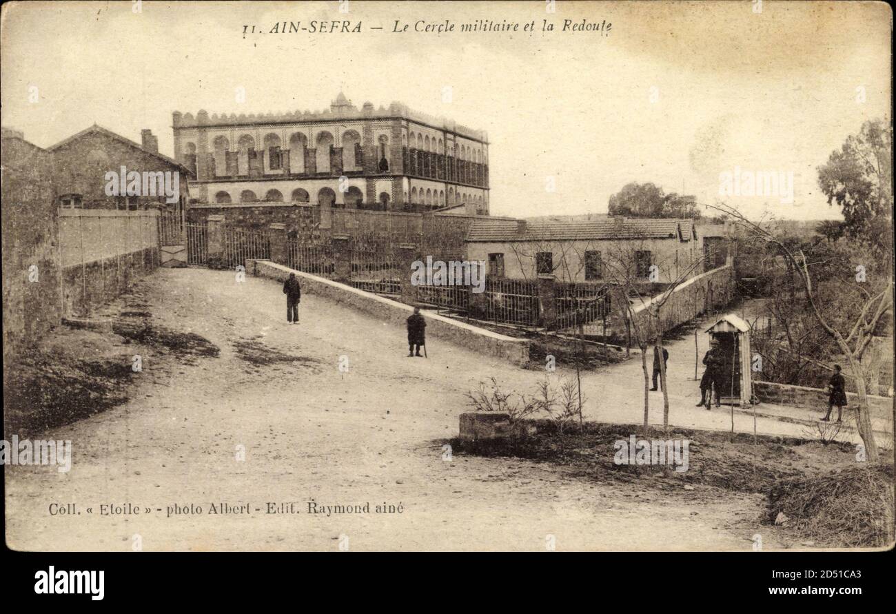 Cercle militaire -Fotos und -Bildmaterial in hoher Auflösung – Alamy