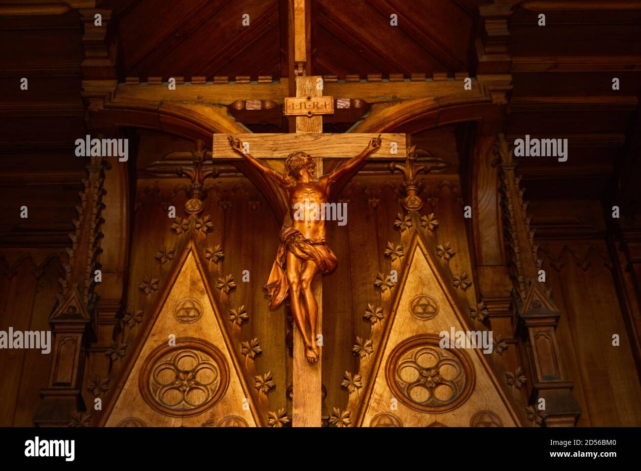 An das holzkreuz genagelt -Fotos und -Bildmaterial in hoher Auflösung – Alamy