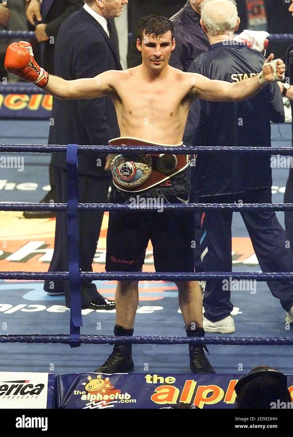 Britischer boxer im mittelgewicht -Fotos und -Bildmaterial in hoher ...