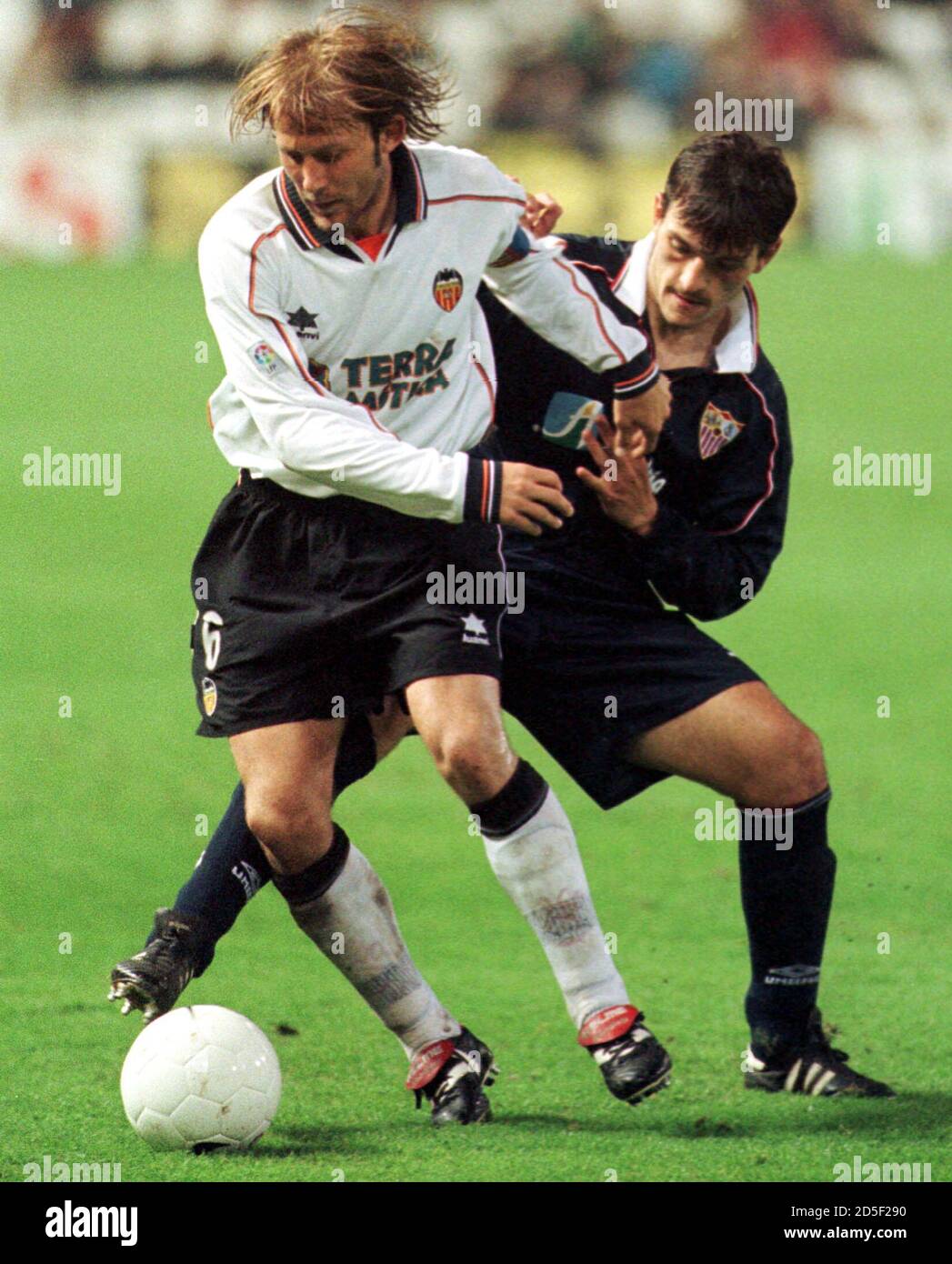 Valencias gaizka mendieta -Fotos und -Bildmaterial in hoher Auflösung ...